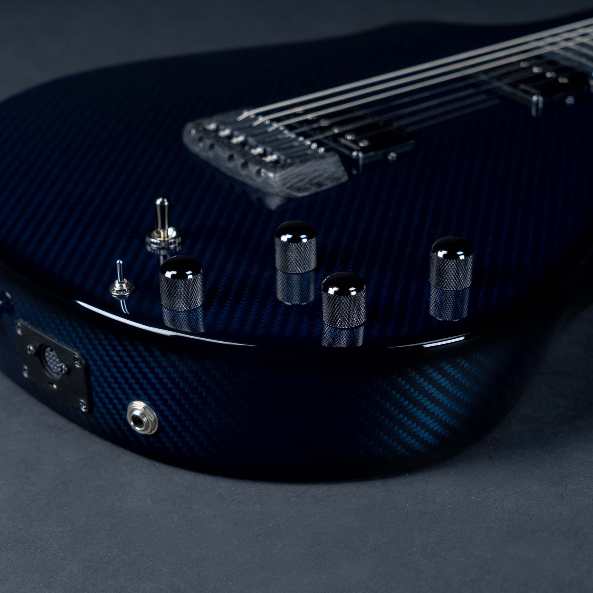 Virtuo Blue - Emerald Guitars