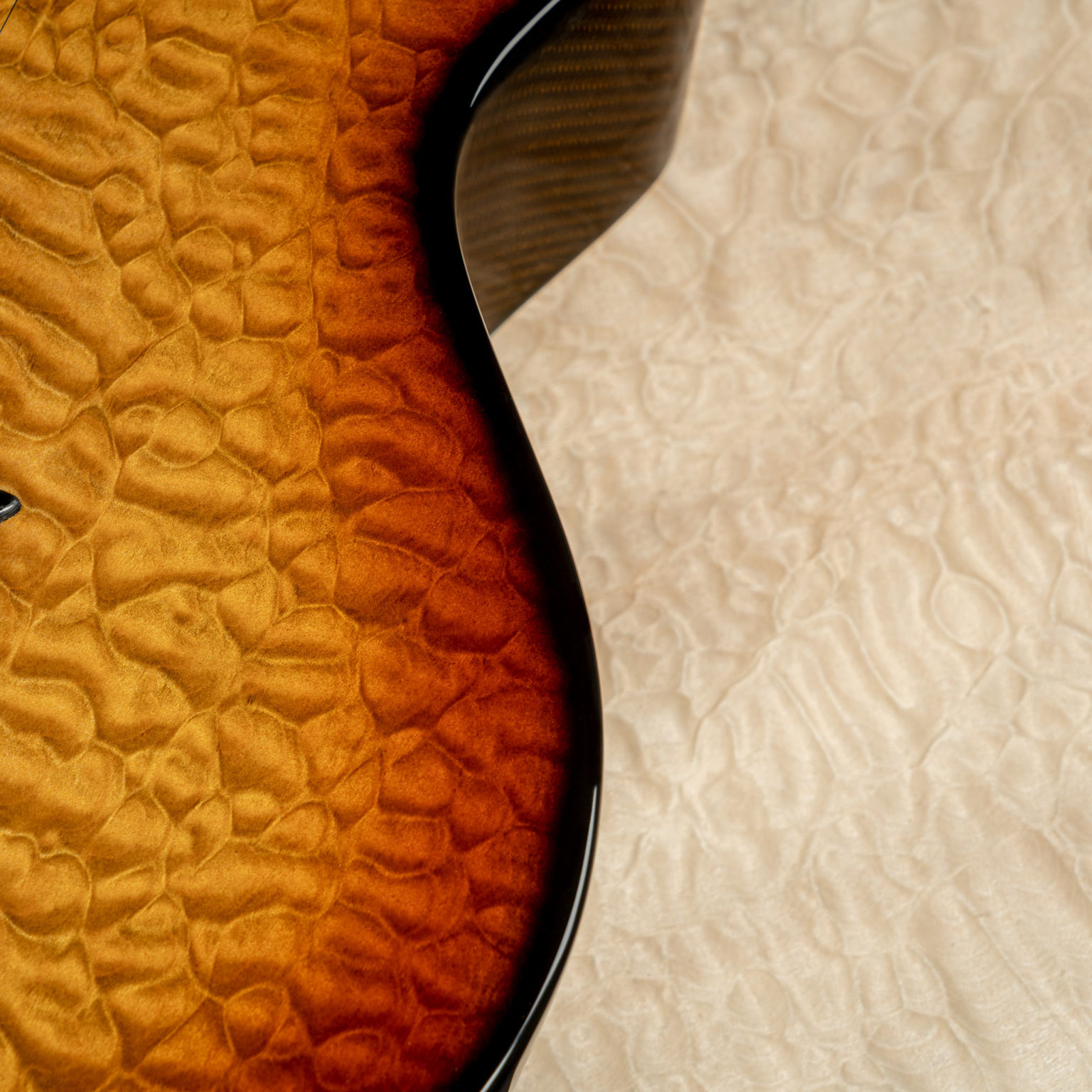 Emerald Guitars - 3D Guitar Builder