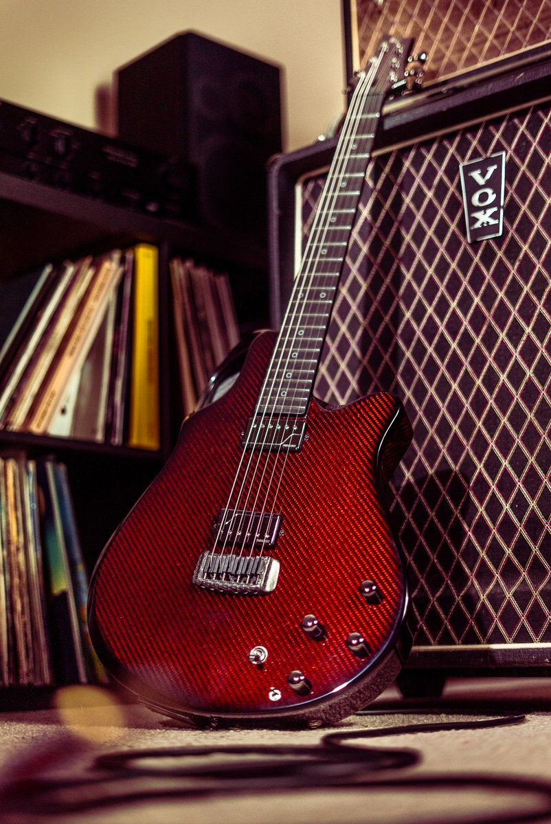 HYBRID GUITARS – Electric and Acoustic all in one?! - Emerald Guitars